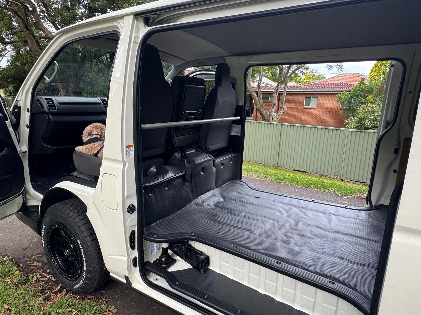 2020 TOYOTA HIACE 6 SP AUTOMATIC VAN - JCFD5323600 - JUST 4X4S