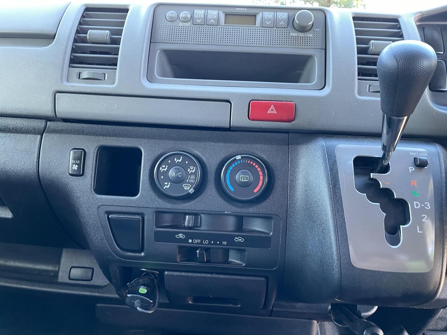 2009 TOYOTA HIACE KDH206 DX LWB AUTO 4WD VAN - JACFD5258892 - JUST 4X4S