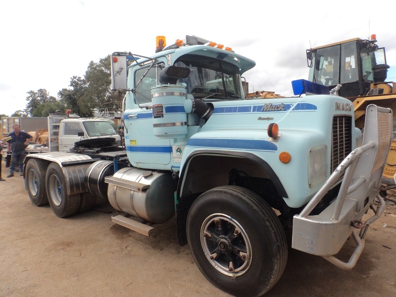 MACK R600 SERIES R600 SERIES TRUCK - JTFD4004966 - JUST TRUCKS