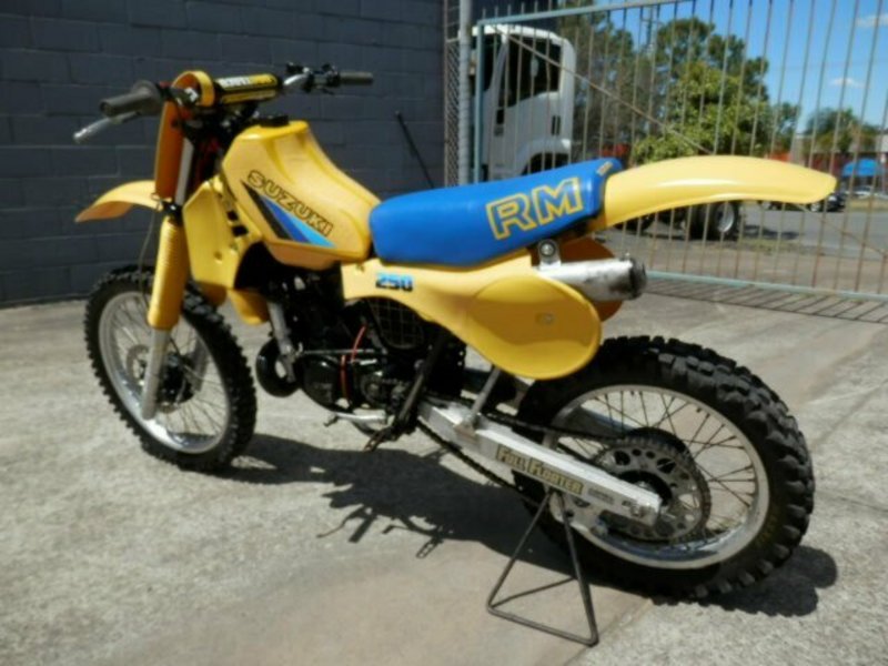 1983 SUZUKI RM250 - JBFD3324500 - JUST BIKES