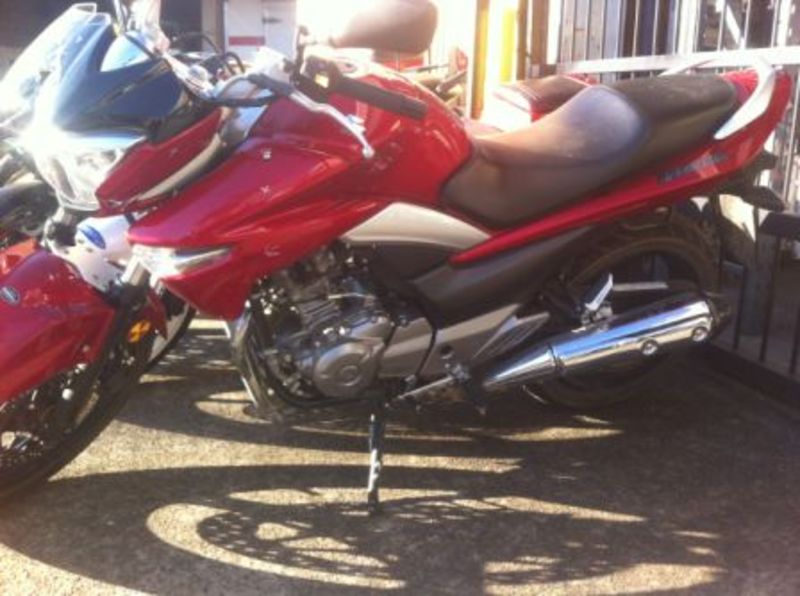 2012 SUZUKI 250CC INAZUMA 250 (GW250) L3 - JBMD3685365 - JUST BIKES