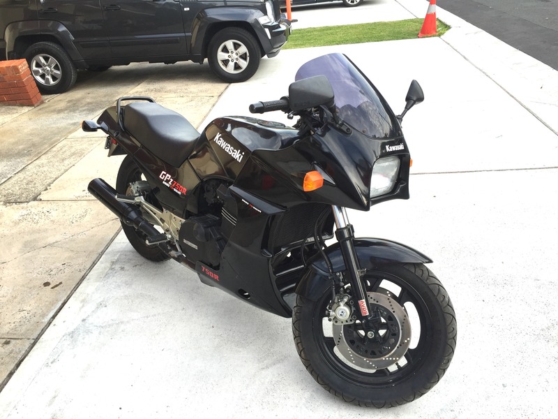 1985 KAWASAKI 750CC GPZ750R (ZX750) - JBW3898878 - JUST BIKES