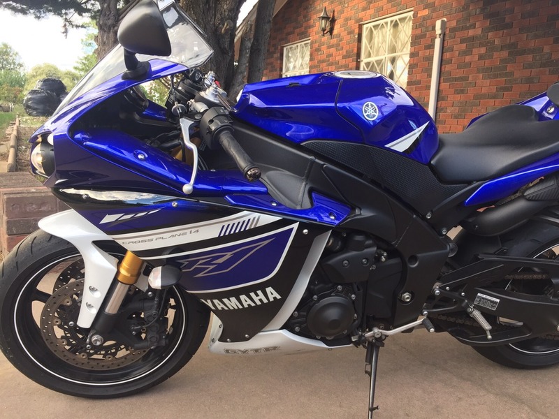 2012 YAMAHA 1000CC YZF-R1 11 - JBW4013337 - JUST BIKES