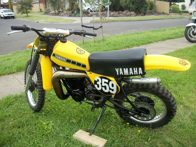 1977 YAMAHA YZ 400 - JBW2493393 - JUST BIKES