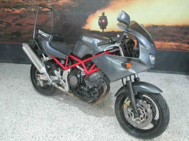 1995 YAMAHA TRX850 ROAD - JBFD3667350 - JUST BIKES