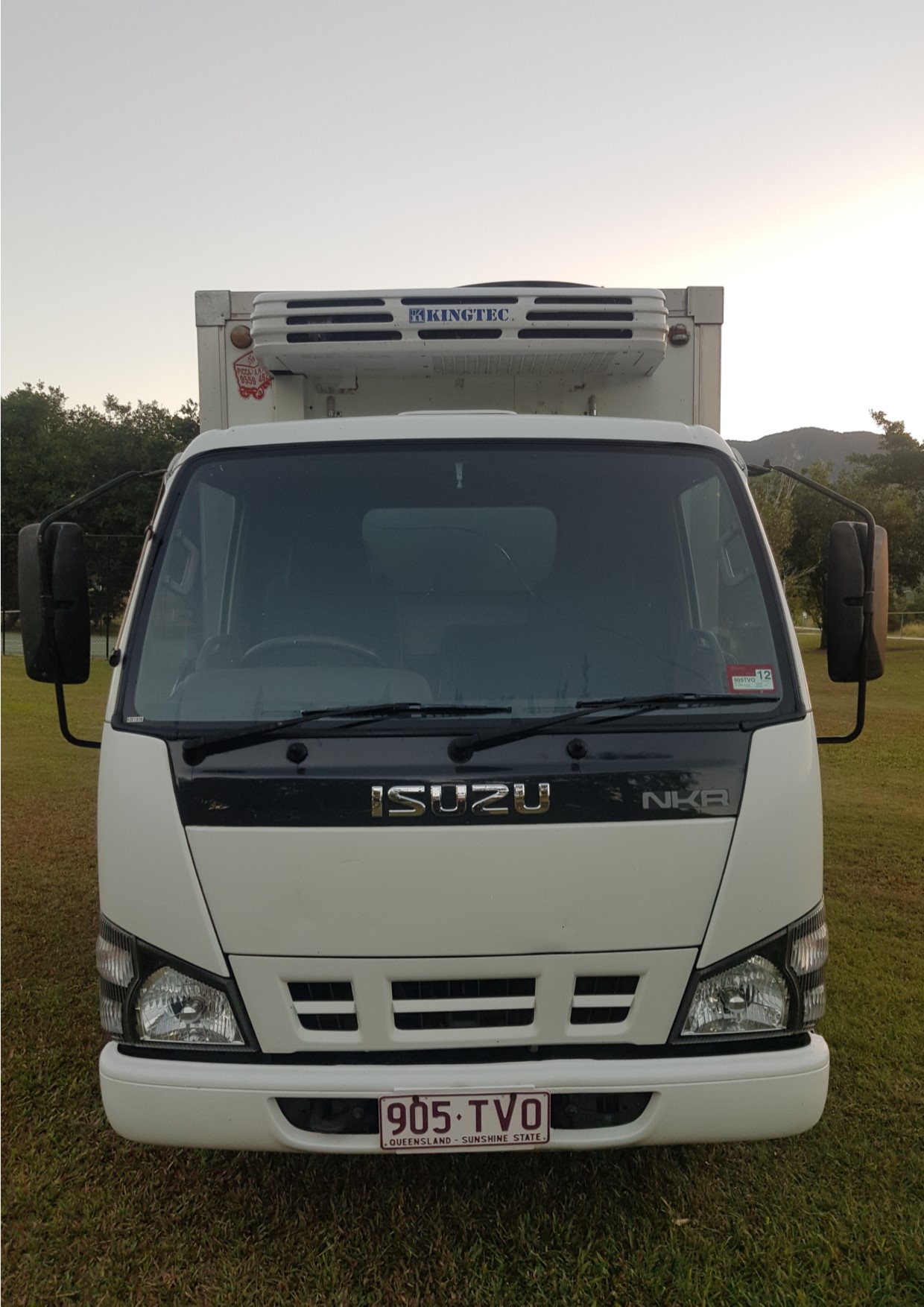 2007 ISUZU NKR 200 REFRIGERATED TRUCK - JTW5007750 - JUST TRUCKS